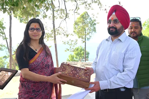 IAS Nitika Khandelwal Biography - ipsbiography.com